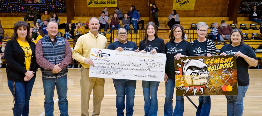 Cement community shows Bulldog spirit